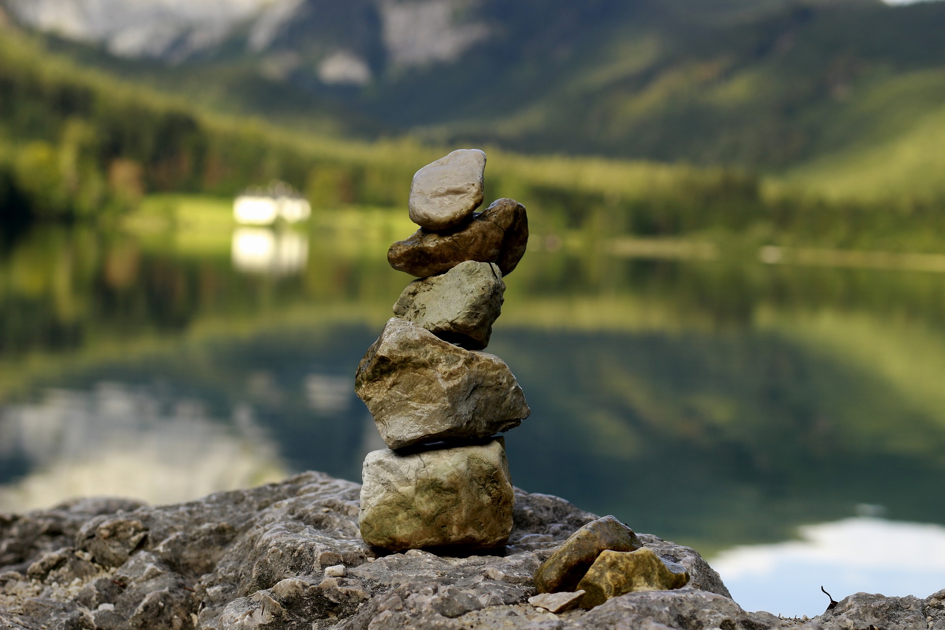 Essential Uses of Energy Rocks in Your Daily Life - Eco Friendly ...